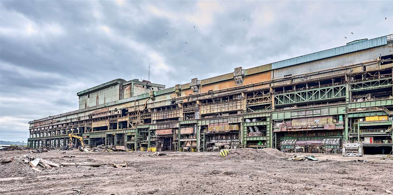 Redcar steelworks demolished in controlled explosion - Demolition ...