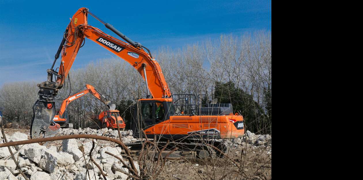 Develon fleet helps clear former Innocenti factory plant - Demolition ...