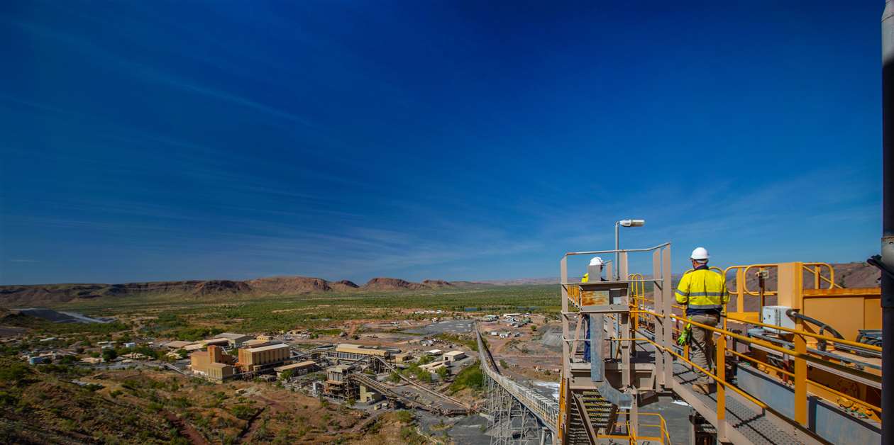 Inside the Argyle Diamond Mine Closure Project - Demolition & Recycling ...