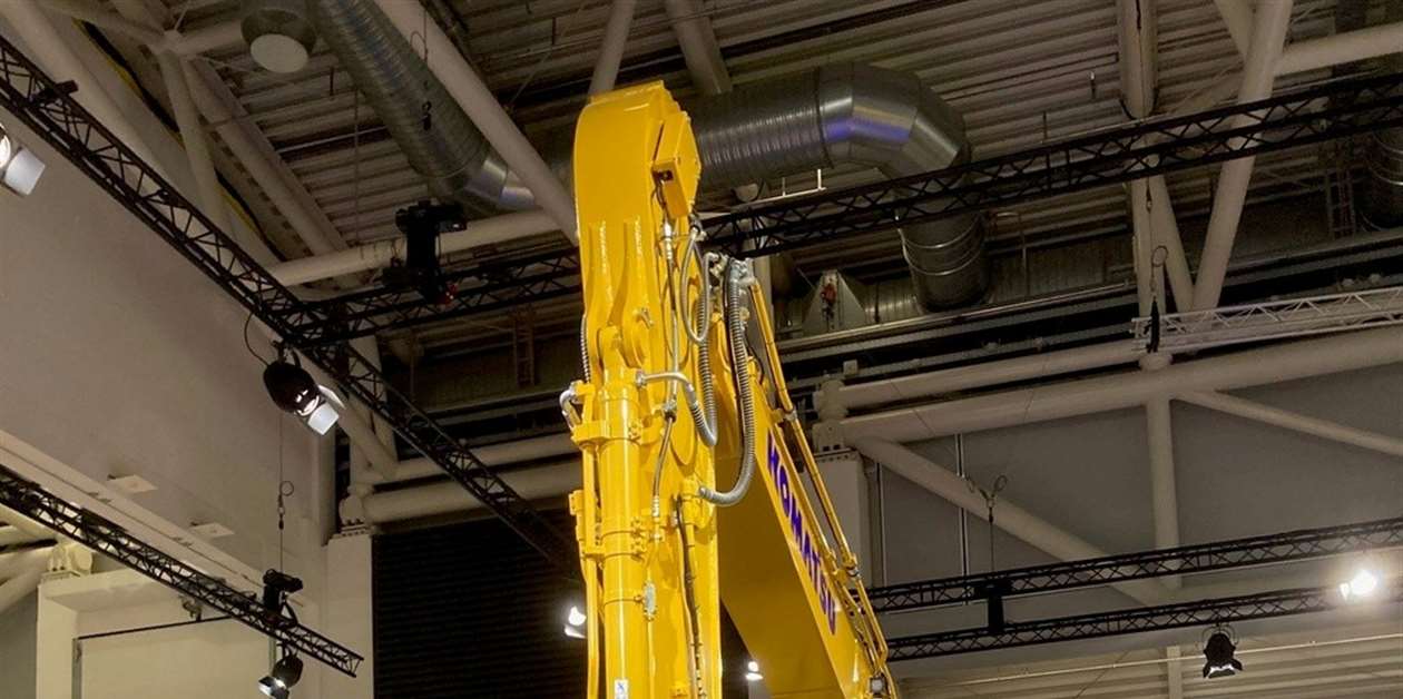 Komatsu and Rototilt partner to offer factory-ready tiltrotators - Demolition & Recycling ...