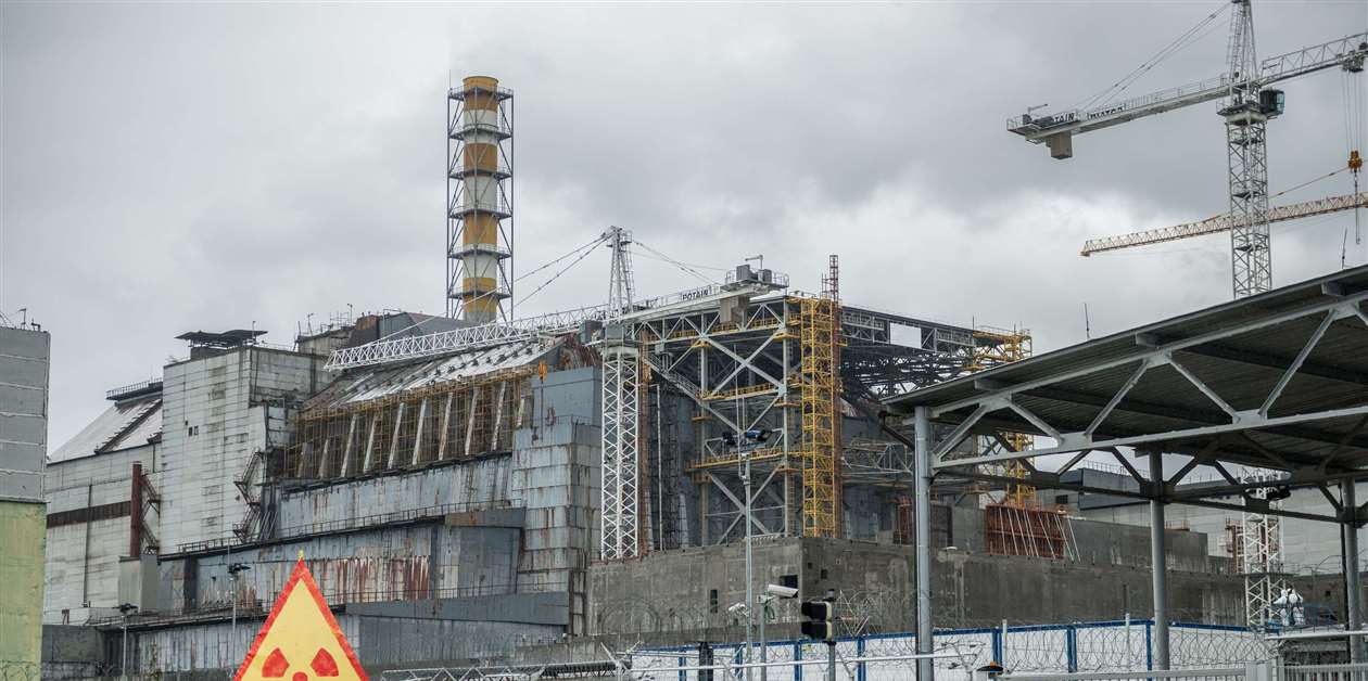 Decommissioning resumes at Chernobyl nuclear plant - Demolition ...