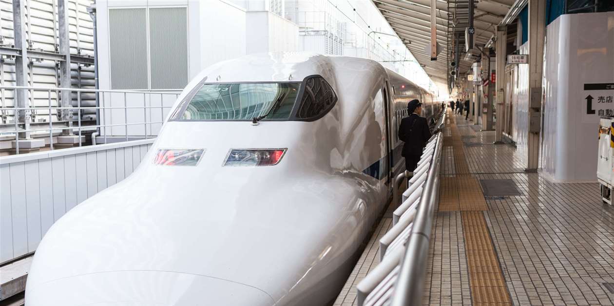 Bullet trains recycled into baseball bats - Demolition & Recycling ...