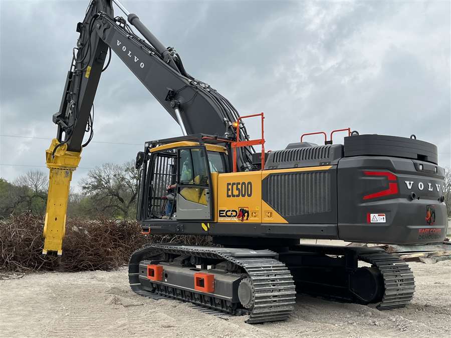 Volvo debuts EC500 Straight Boom excavator - Demolition & Recycling ...